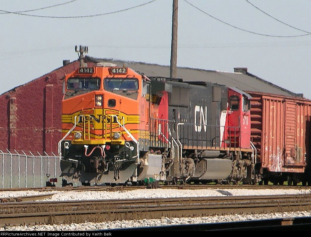 BNSF 4142